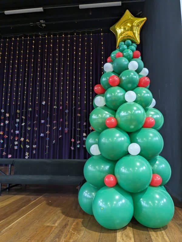 Balloon Christmas tree - Balloons Galore